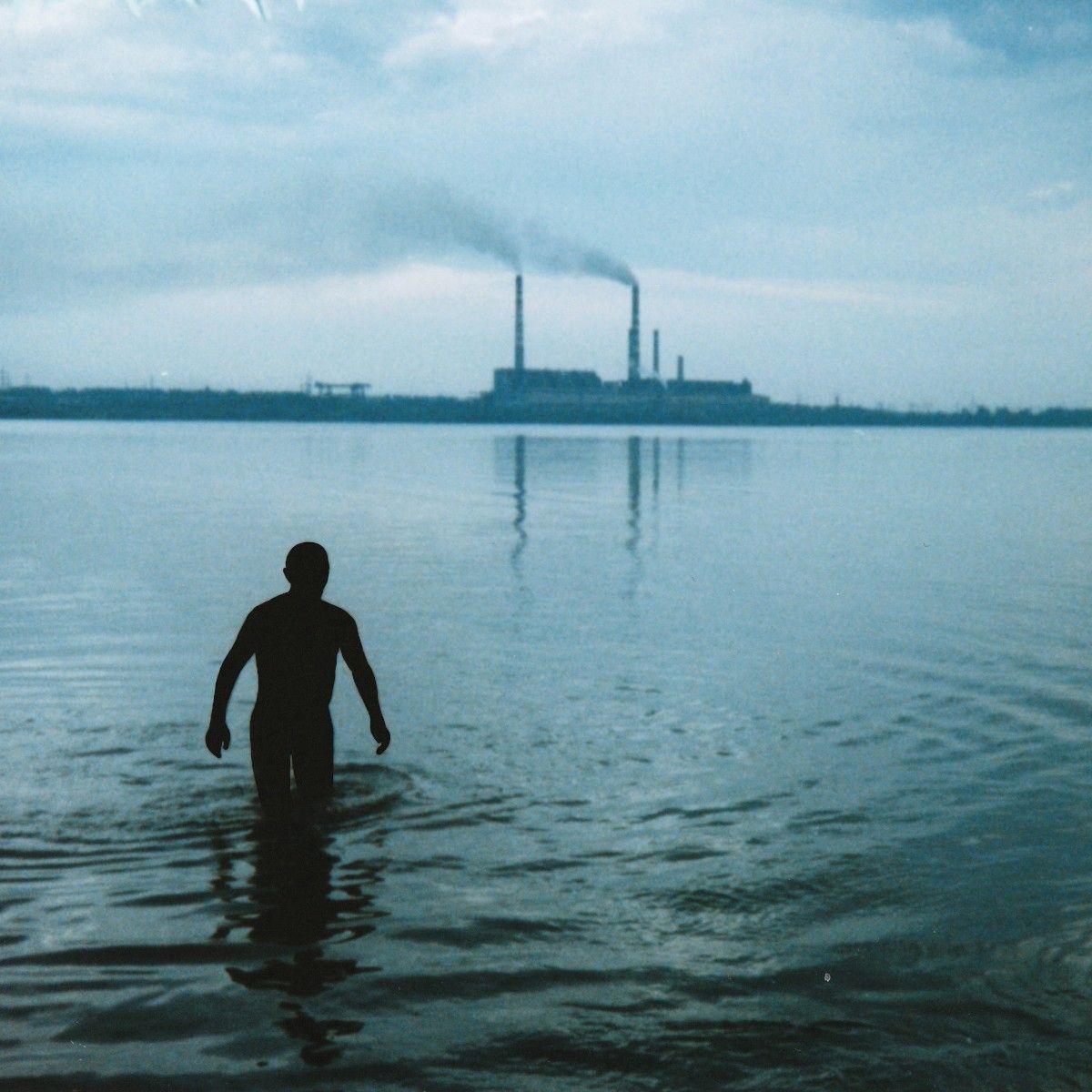 EXCLUSIVE PREMIERE: Brady Offer the First Glance at Their “Family ...